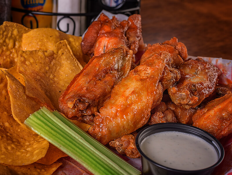 Struts Famous Wings | Fresh, Never Frozen!